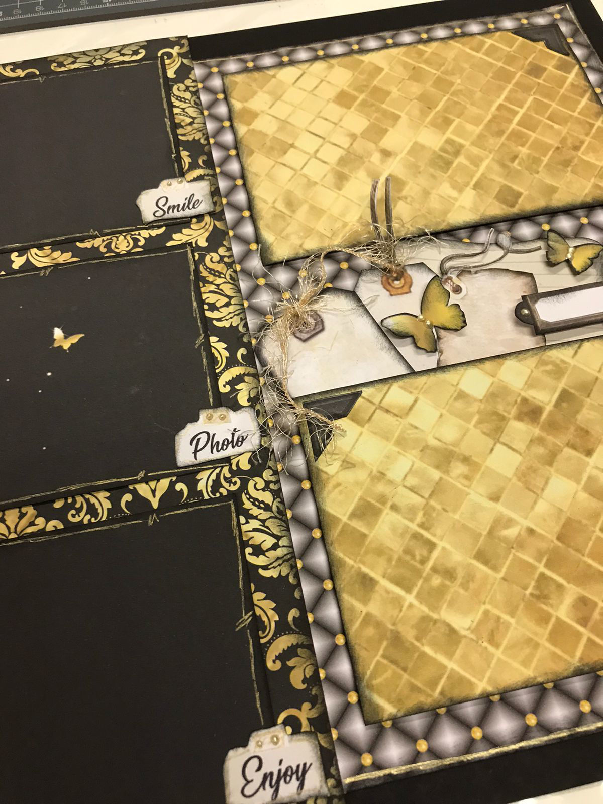 De Art Studio - Elegance Double Page Scrapbooking Kit - Michelle Van Wyk